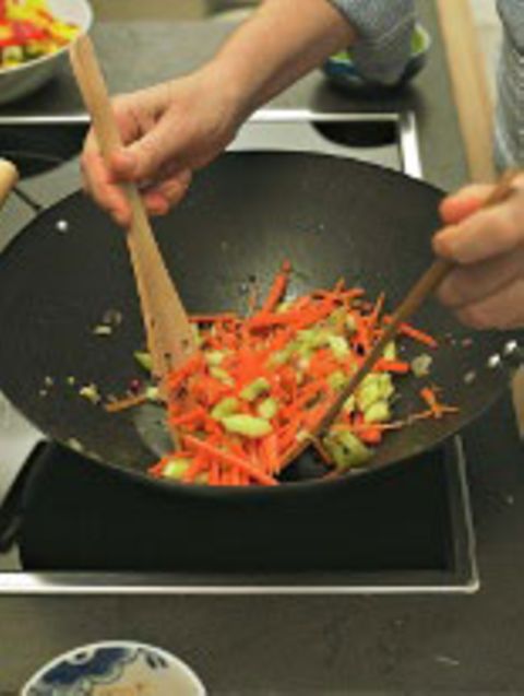 Gesund kochen: Kochen im Wok | BRIGITTE.de