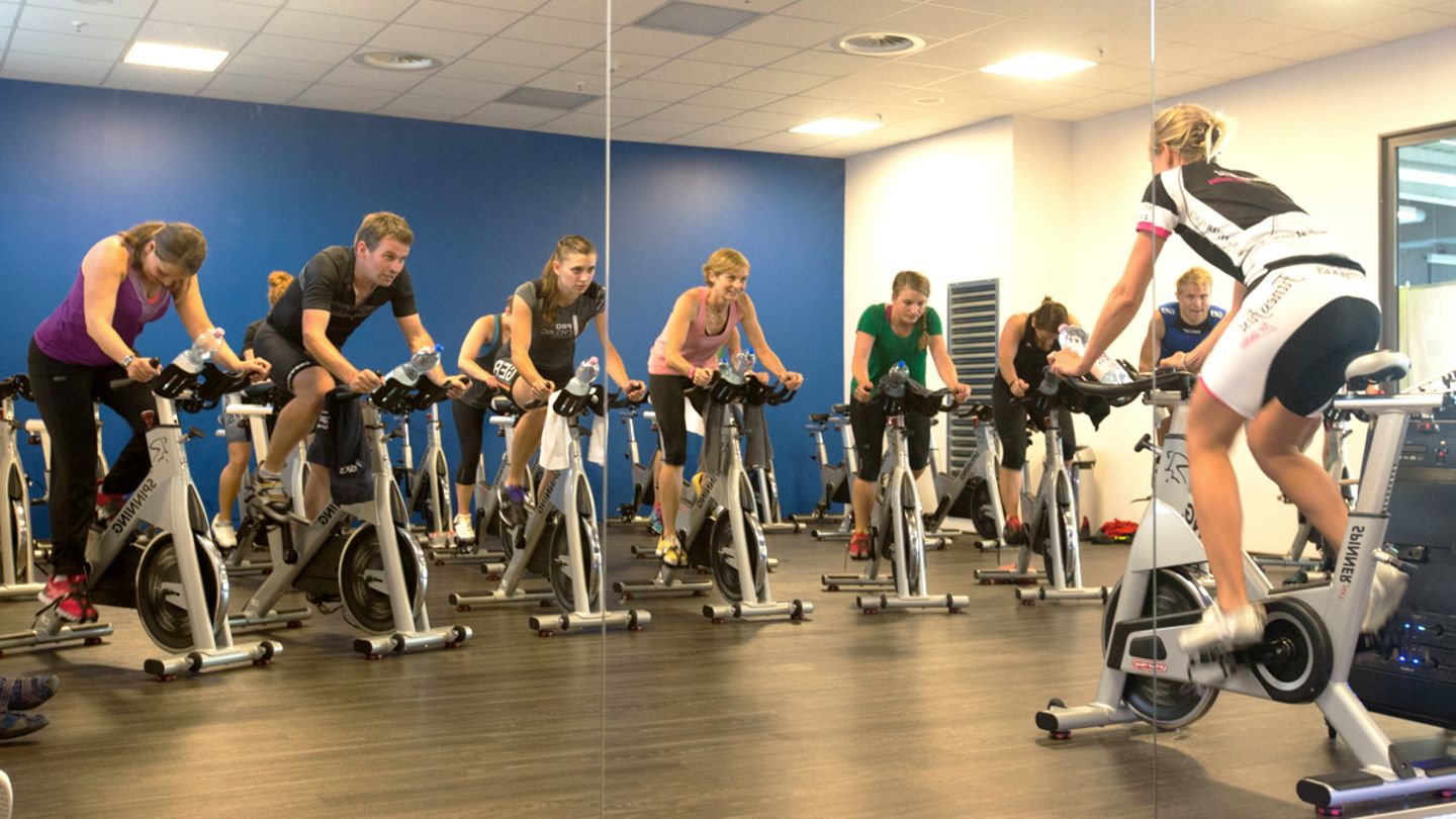 Fitnesskurs: "Pro Cycling" - 30 Minuten Vollgas geben | BRIGITTE.de