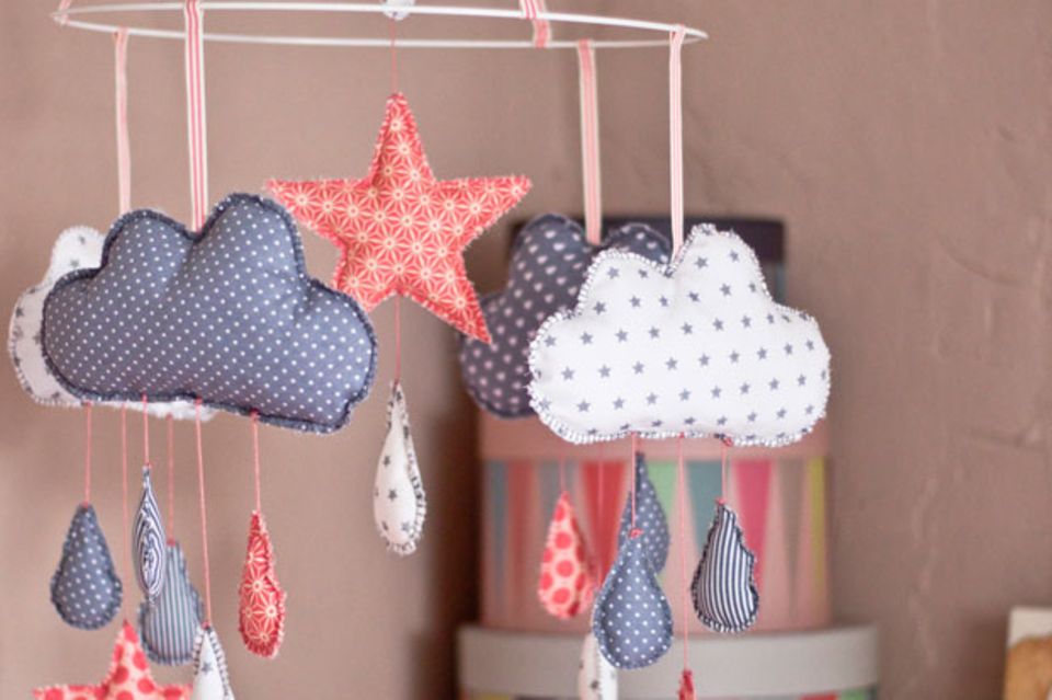 DIY-Ideen: Ein süßes Mobile selber machen - so geht's! | BRIGITTE.de