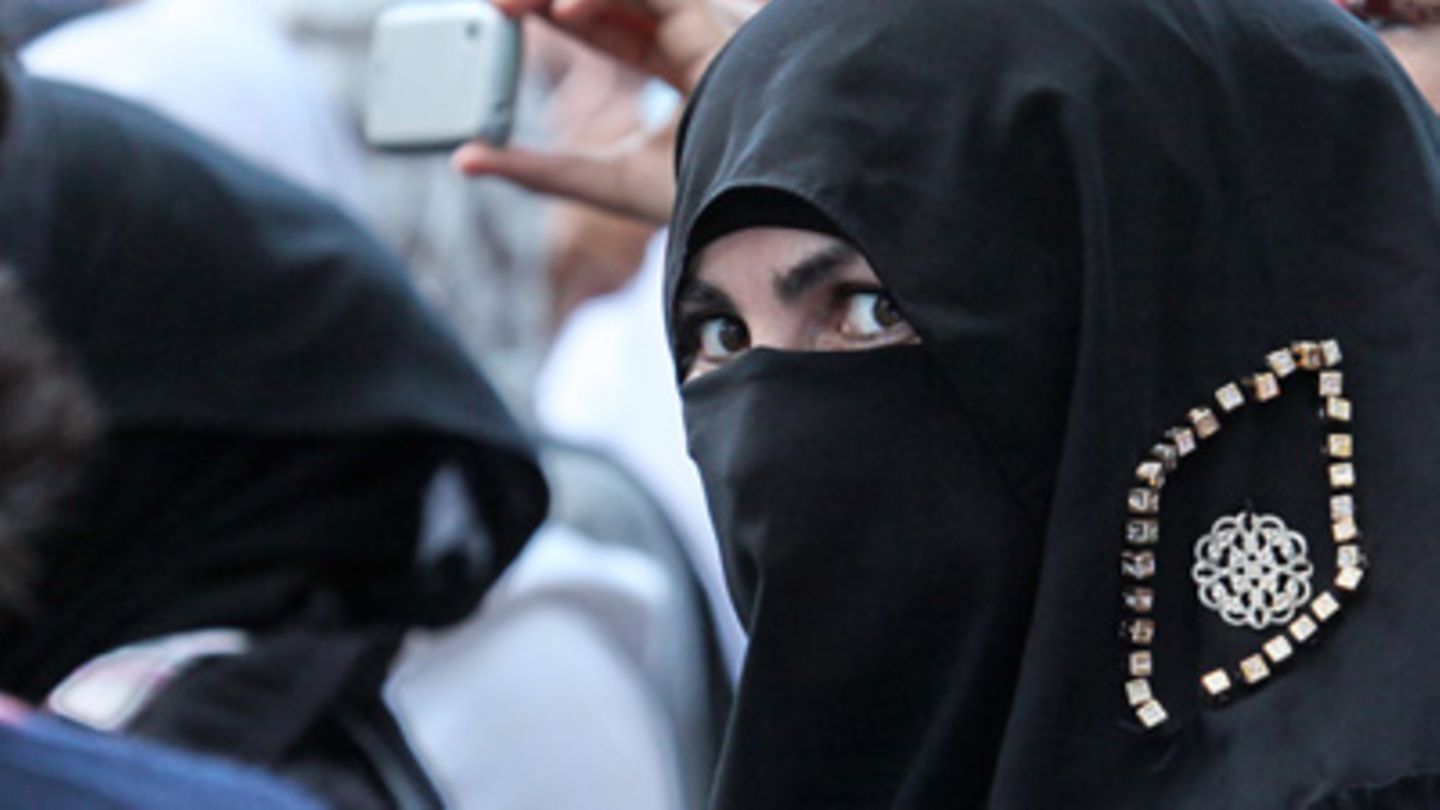 Islamismus in Deutschland: Warum werden deutsche Jugendliche zu ...