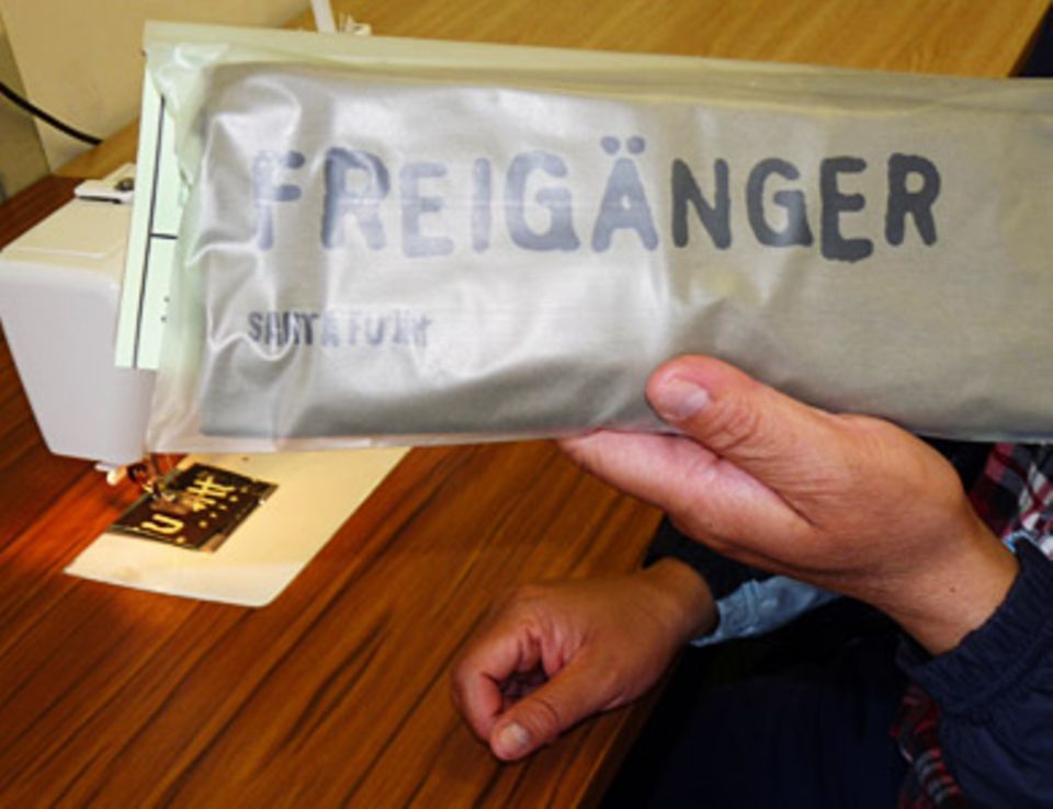 Fotostrecke: SANTA FU - Mode aus dem Knast | BRIGITTE.de