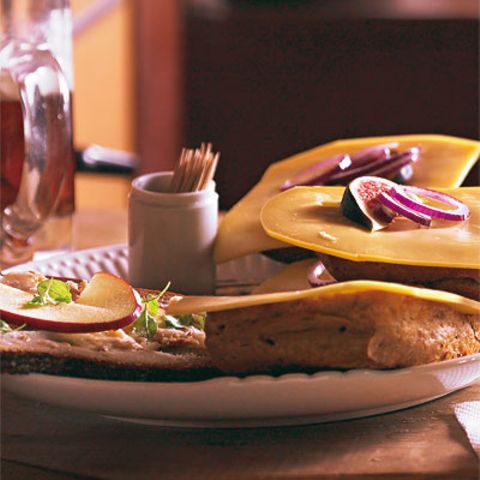 Halver Hahn und Schmalzbrot | BRIGITTE.de