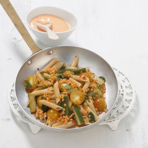 Linsen-Ragout mit Penne | BRIGITTE.de