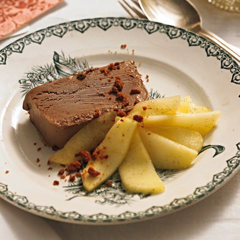 Nougat-Parfait mit Apfelkompott | BRIGITTE.de