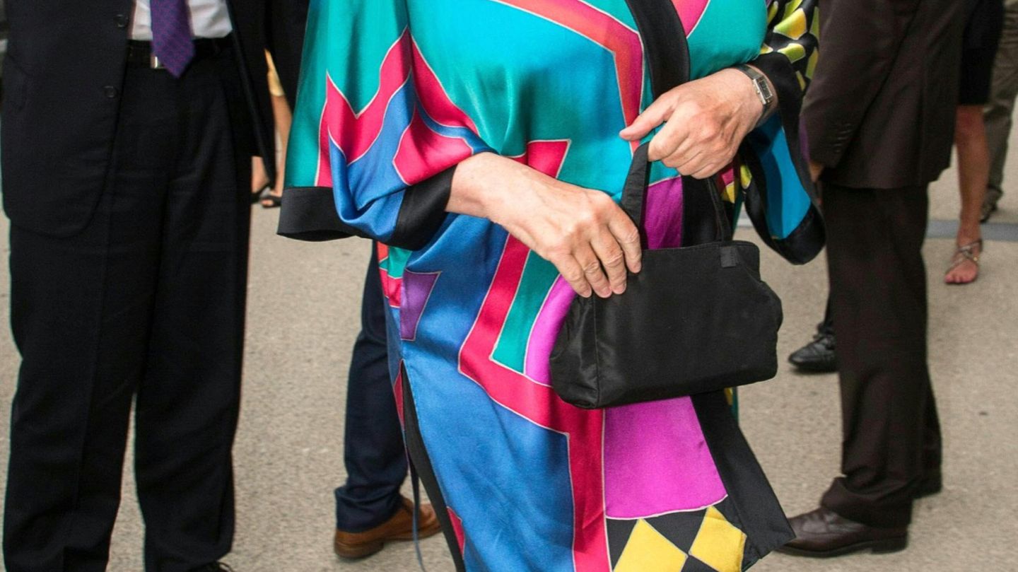 Angela Merkel in buntem Outfit bei Salzburger Festspielen | BRIGITTE.de