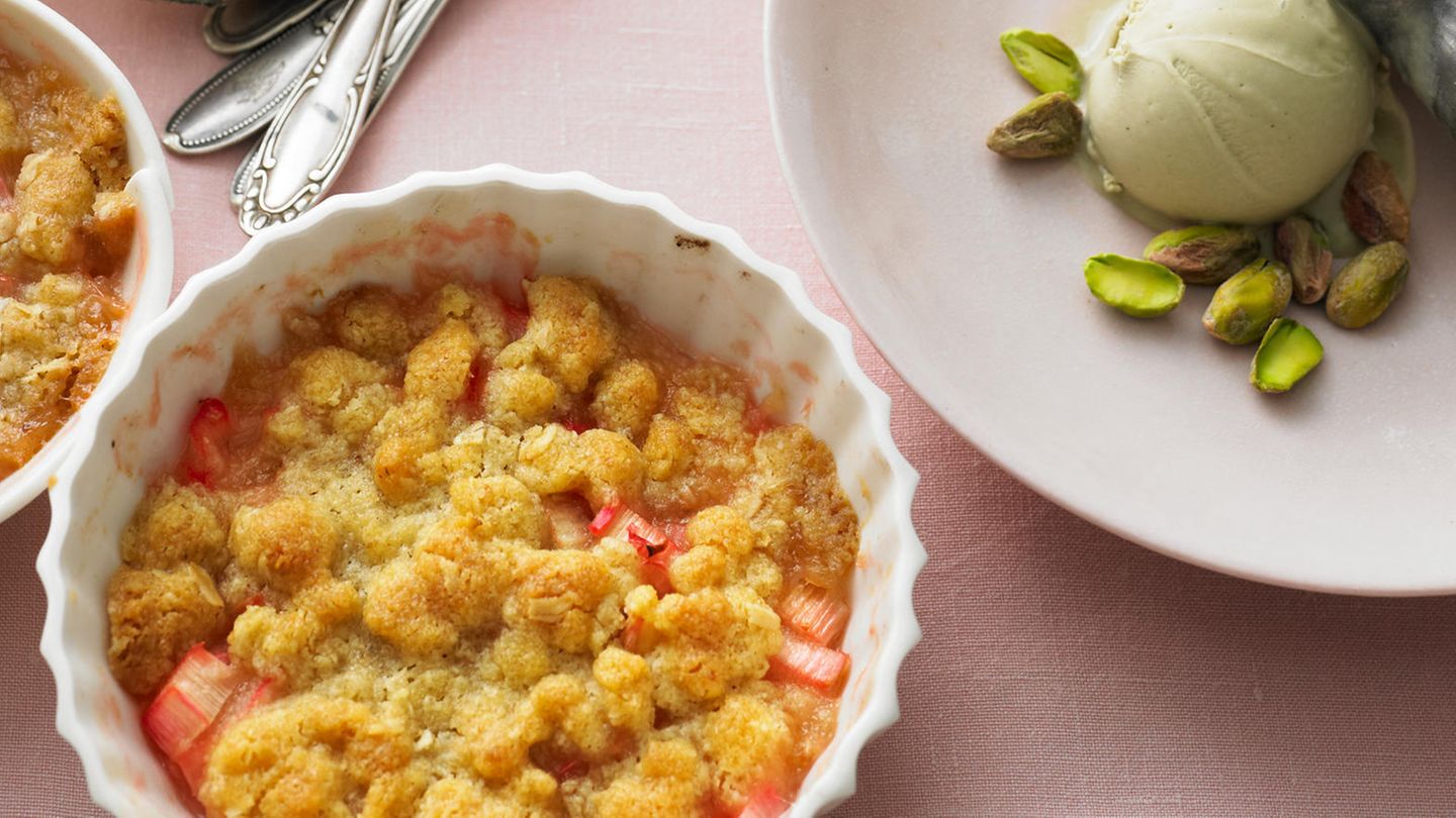 Rhabarber-Desserts: Die besten Rezepte | BRIGITTE.de