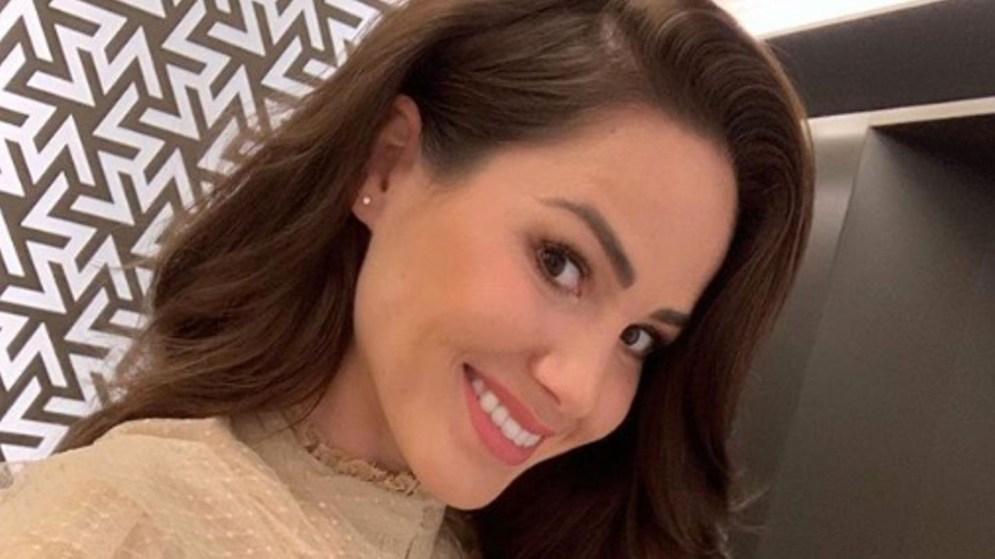 Angelina Heger: Baby-Bauch-Bild begeistert Fans | BRIGITTE.de