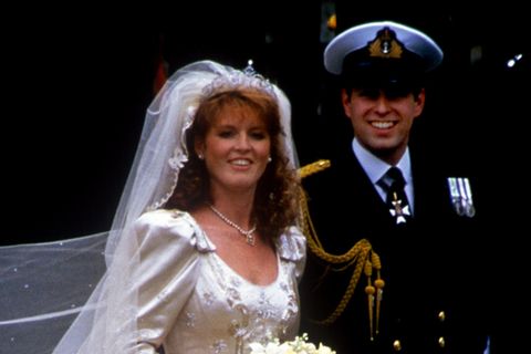 Fashion-Fauxpas: Peinliche Höschenblitzer & Co. der Stars | BRIGITTE.de