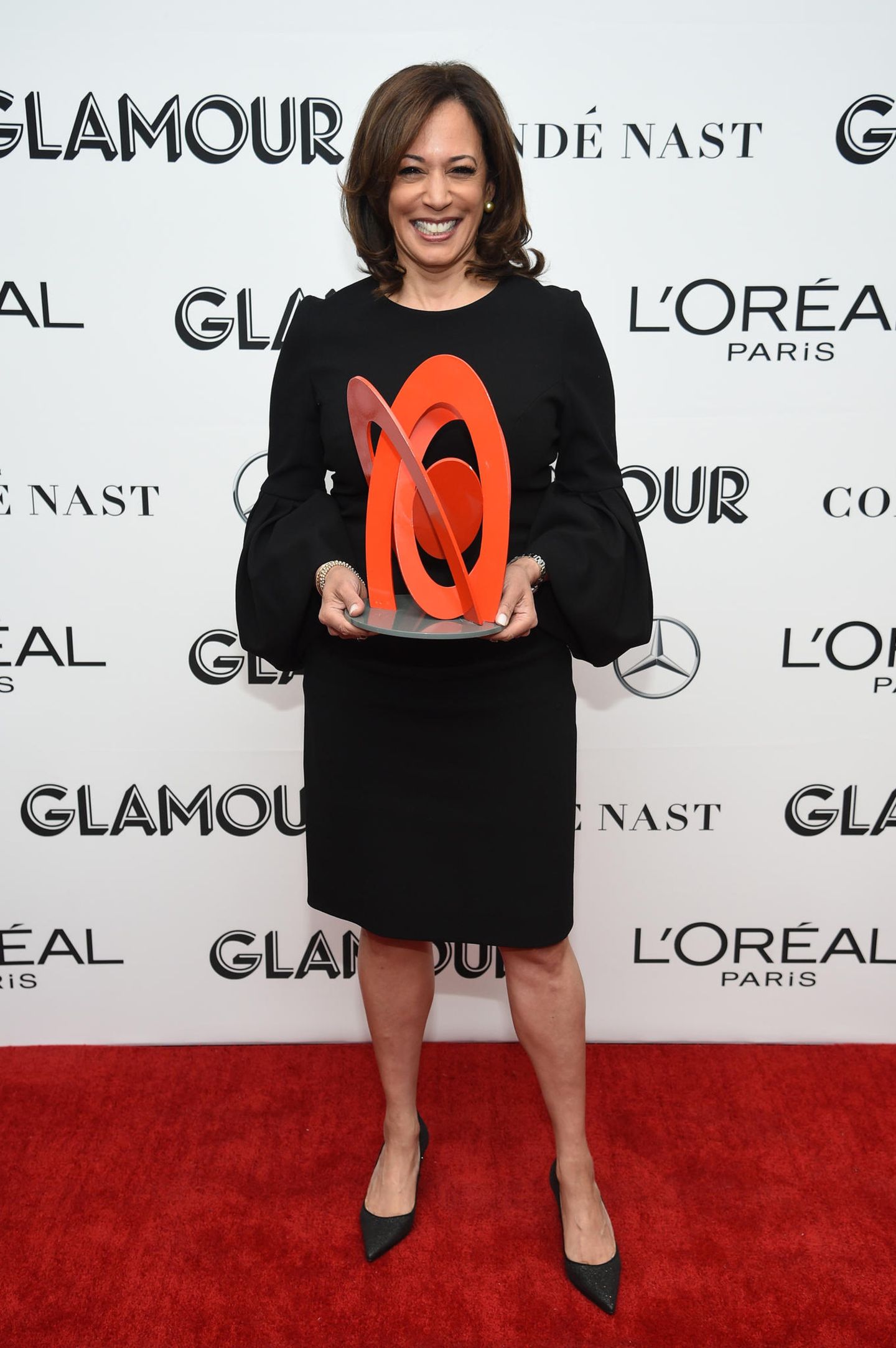 Kamala Harris: Ihre zeitlosen Power-Looks | BRIGITTE.de Kamala Harris: Ihre zeitlosen Power-Looks | BRIGITTE.de