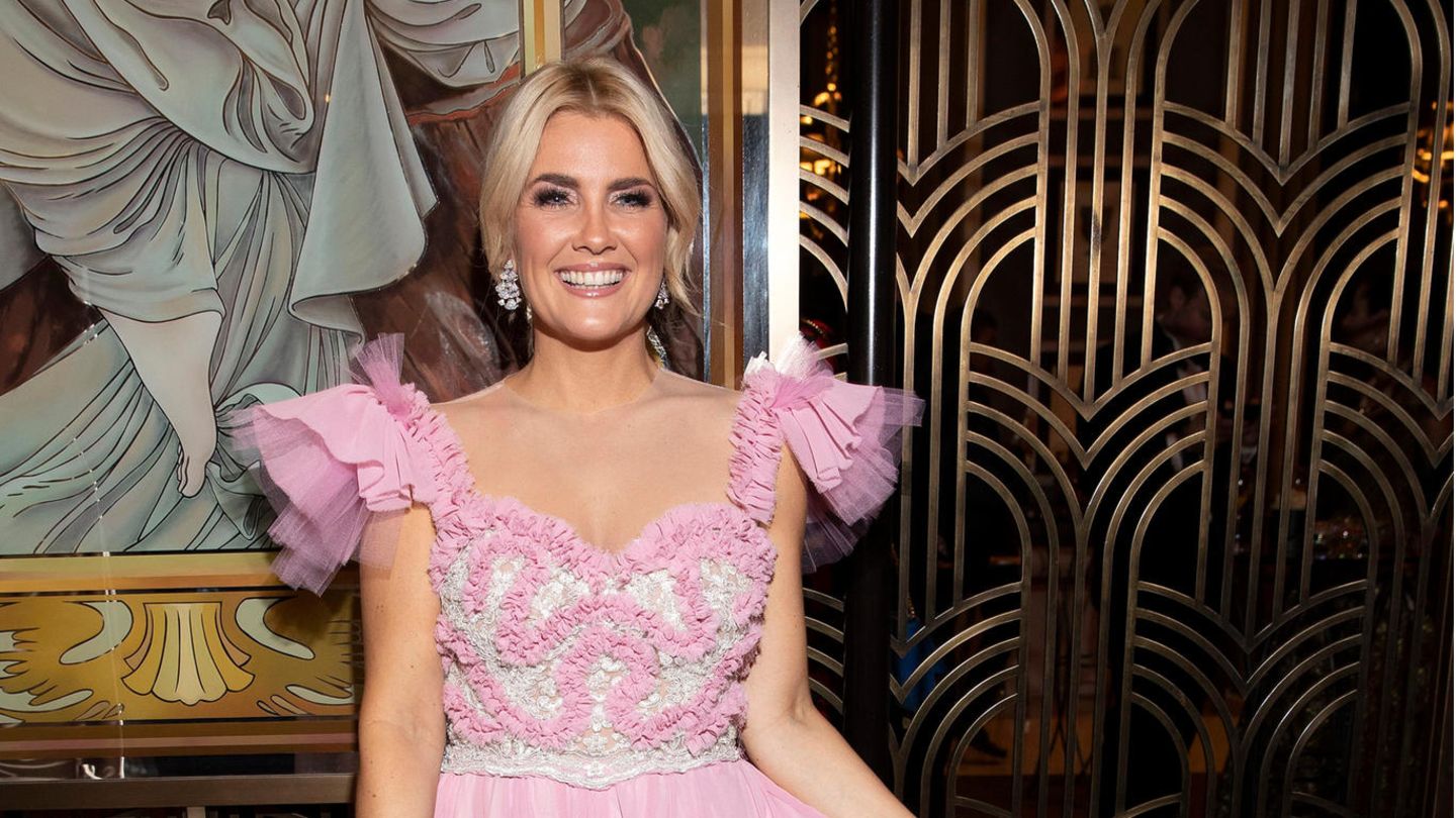 Jennifer Knäble: Mit Baby Carl aus dem Krankenhaus entlassen | BRIGITTE.de