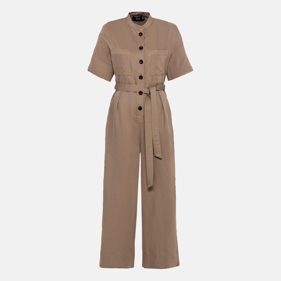 Jumpsuits: So kombinieren wir die Trendteile im Sommer 2021 | BRIGITTE.de