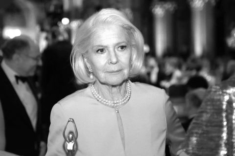 Verstorbene Stars 2022: Trauer um diese Promis | BRIGITTE.de