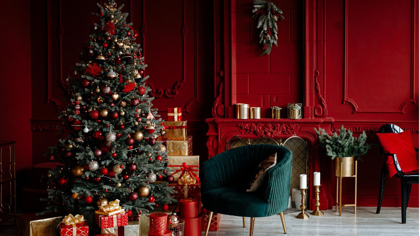 Weihnachtsbaumtrends 2022: So schmücken wir den Christbaum | BRIGITTE.de