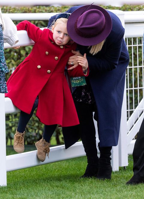 So groß geworden! Prinzessin Estelle ist ein Abbild ihrer Mama Victoria ...