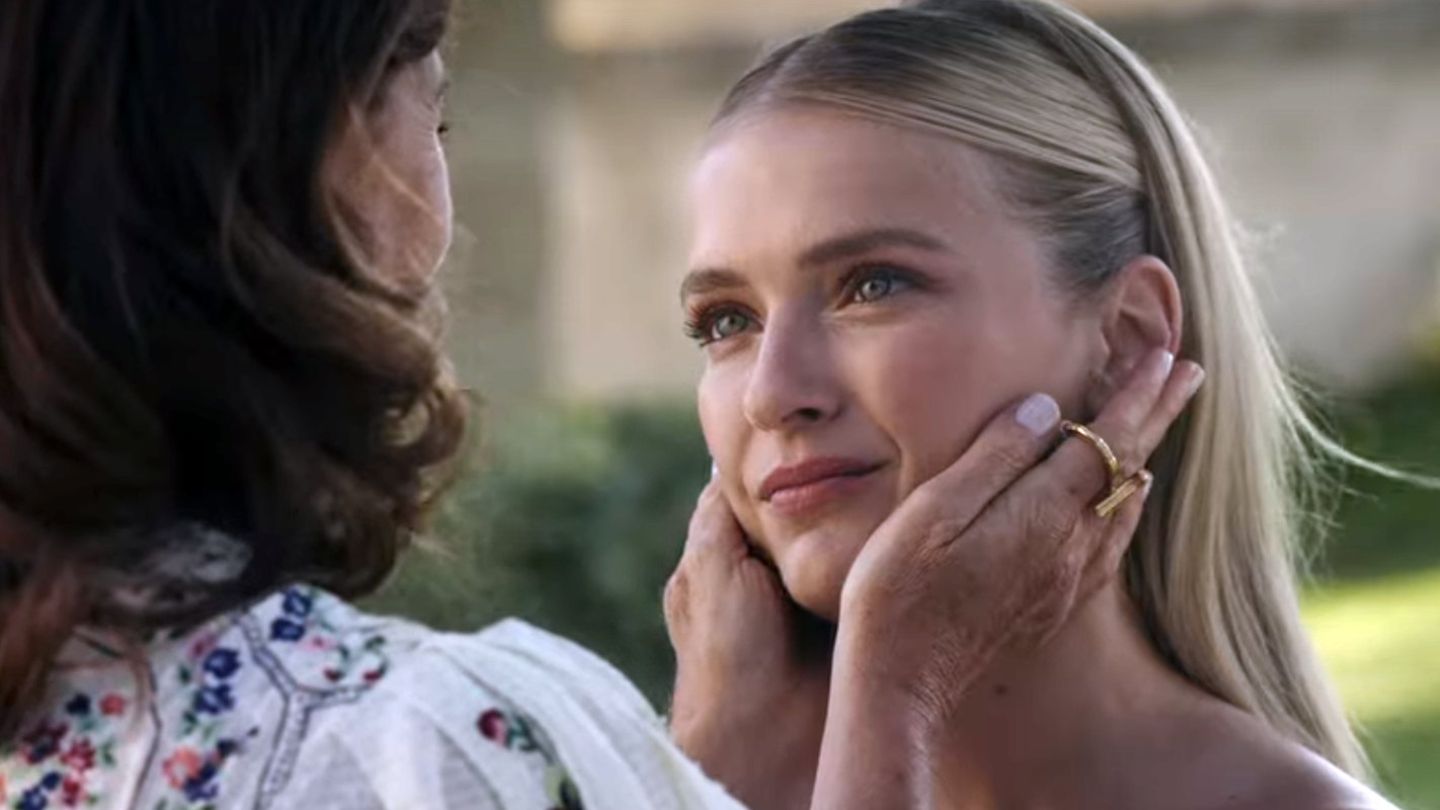 Emily in Paris: Schritt-für-Schritt – so gelingt euch die Frisur von ...