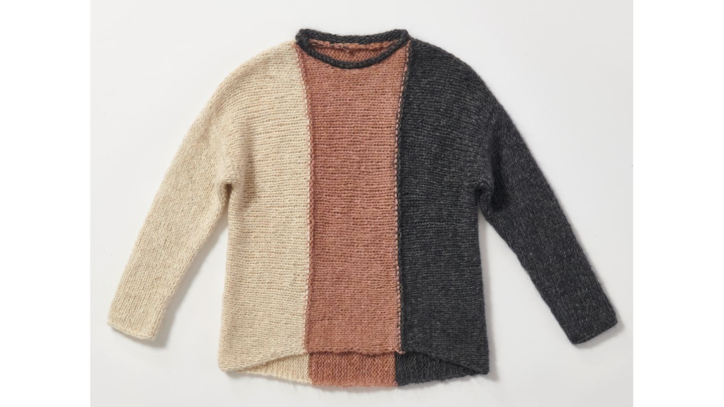 Quergestrickten Pullover dreifarbig stricken: Strickanleitung | BRIGITTE.de