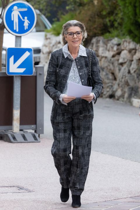 Caroline von Hannover: Ihre Garderobe baut auf 3 Mode-Regeln auf ...