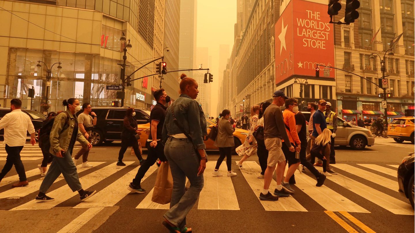 Bilder des Jahres: Bewegende Momente aus 2023 | BRIGITTE.de