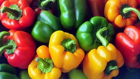 "Männliche" und "weibliche" Paprika: Das steckt wirklich hinter dem "Geschlecht" | BRIGITTE.de