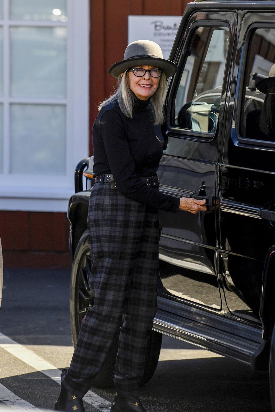 Promi-Looks: Die Outfits der Stars | BRIGITTE.de
