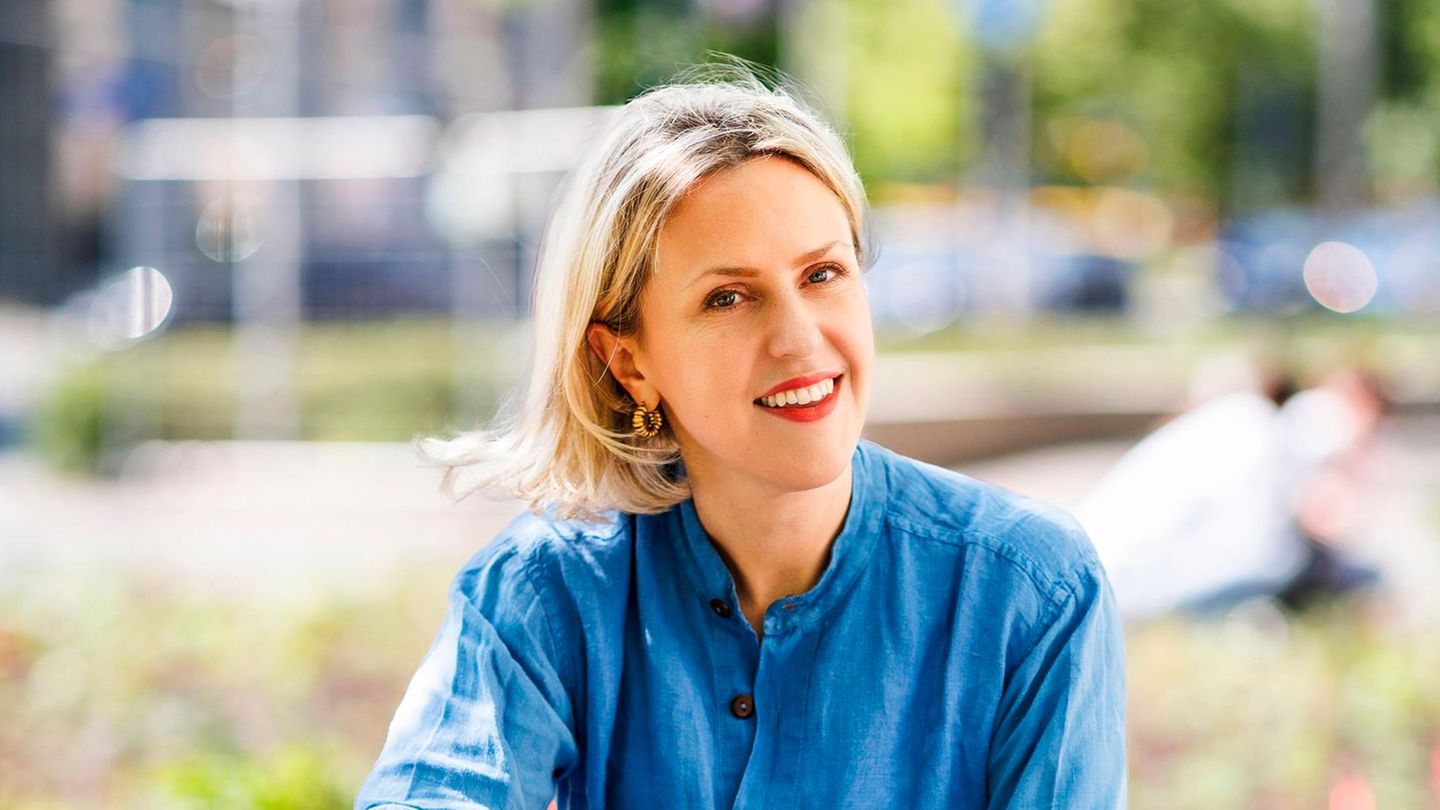 Alexandra Daisy Ginserg: Mit Kunst und KI gegen das Insektensterben ...