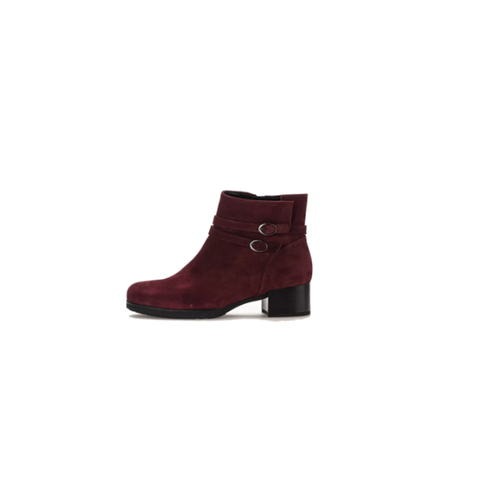 Burgunderrot: Diese Pieces bringen die Trendfarbe in euren ...