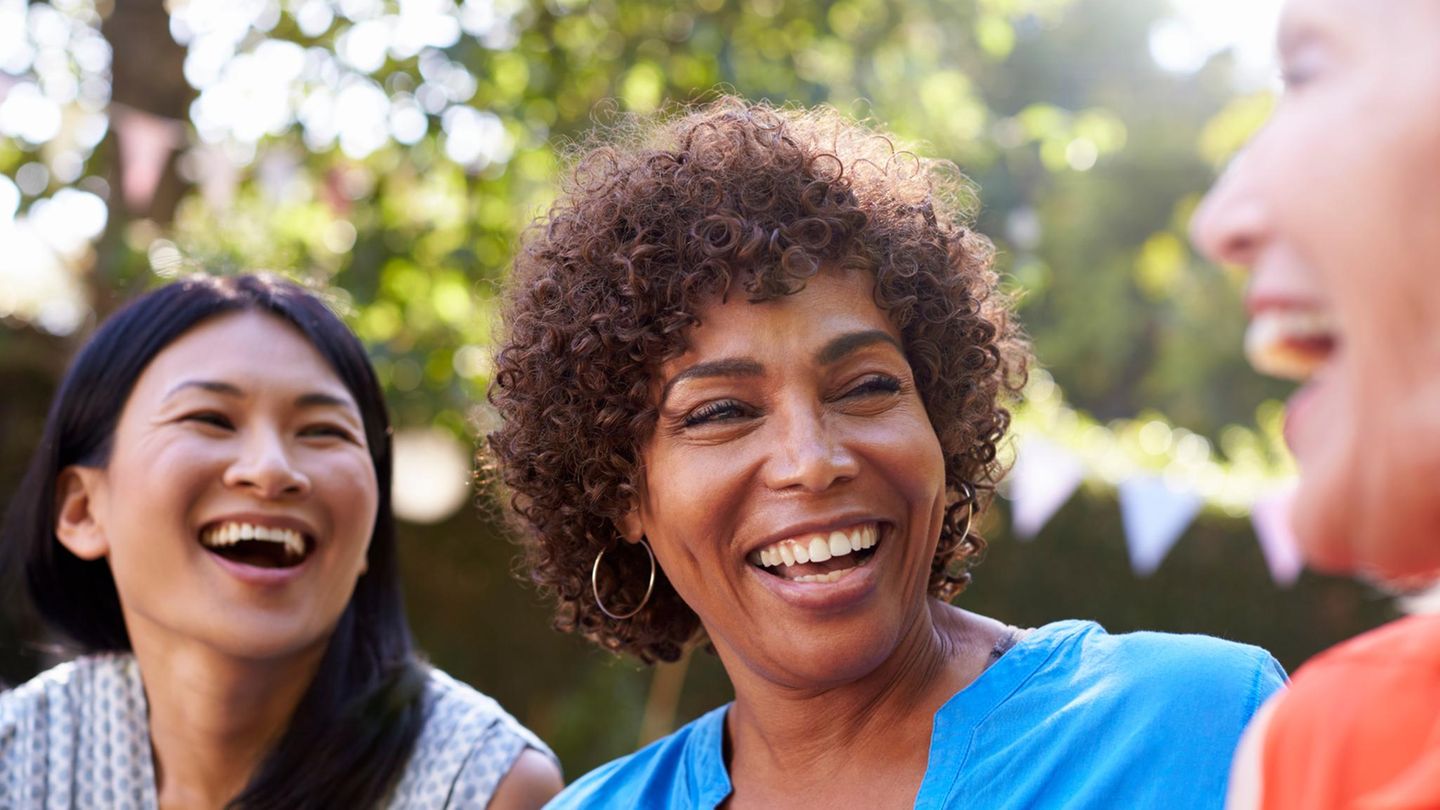 Psychologie: 5 Persönlichkeitsstärken, die wir erst im "Midlife High" entwickeln | BRIGITTE.de