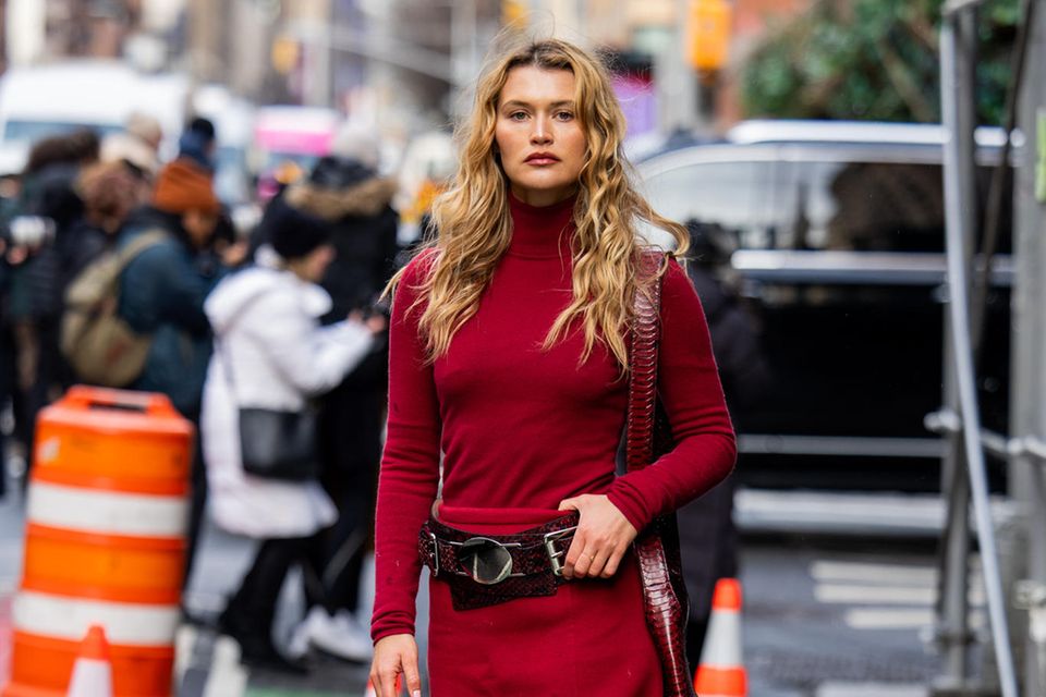 Burgunderrot: Diese Pieces bringen die Trendfarbe in euren ...