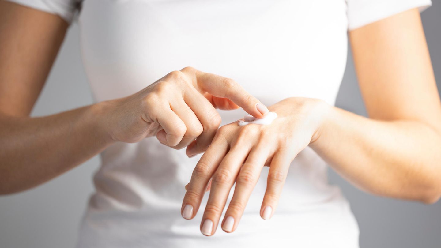 Rissige Fingerkuppen: Die besten Tipps | BRIGITTE.de