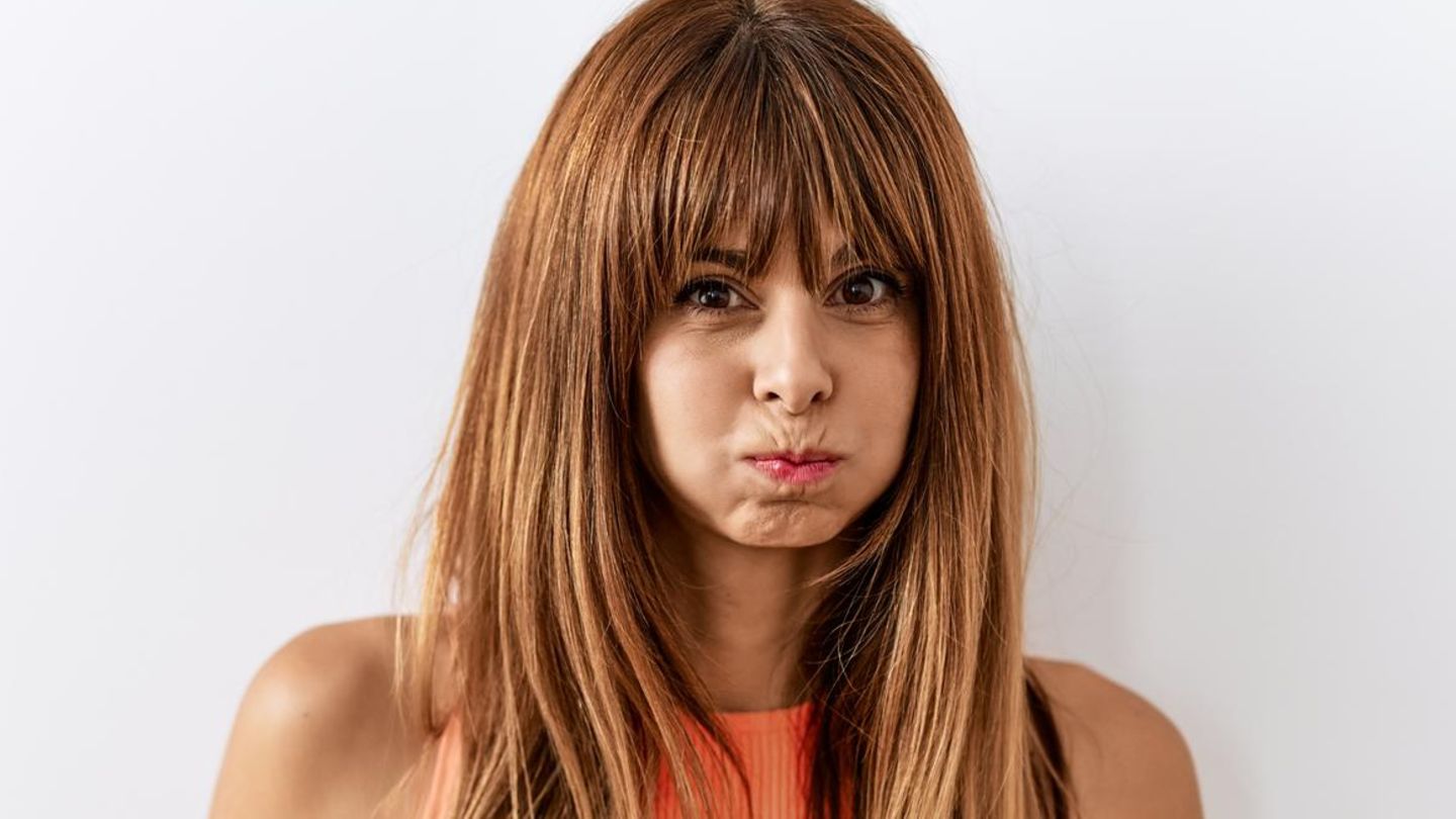 Langer Pony: Wie du die Trendfrisur Gringe stylst | BRIGITTE.de