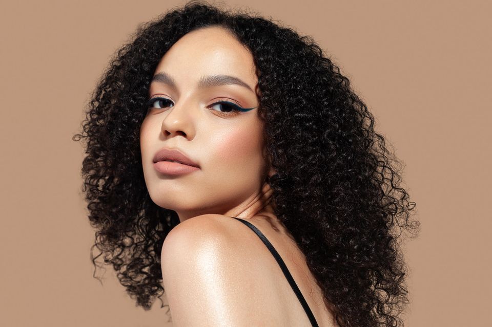 Lymphdrainage im Gesicht: Einfache Anleitung | BRIGITTE.de