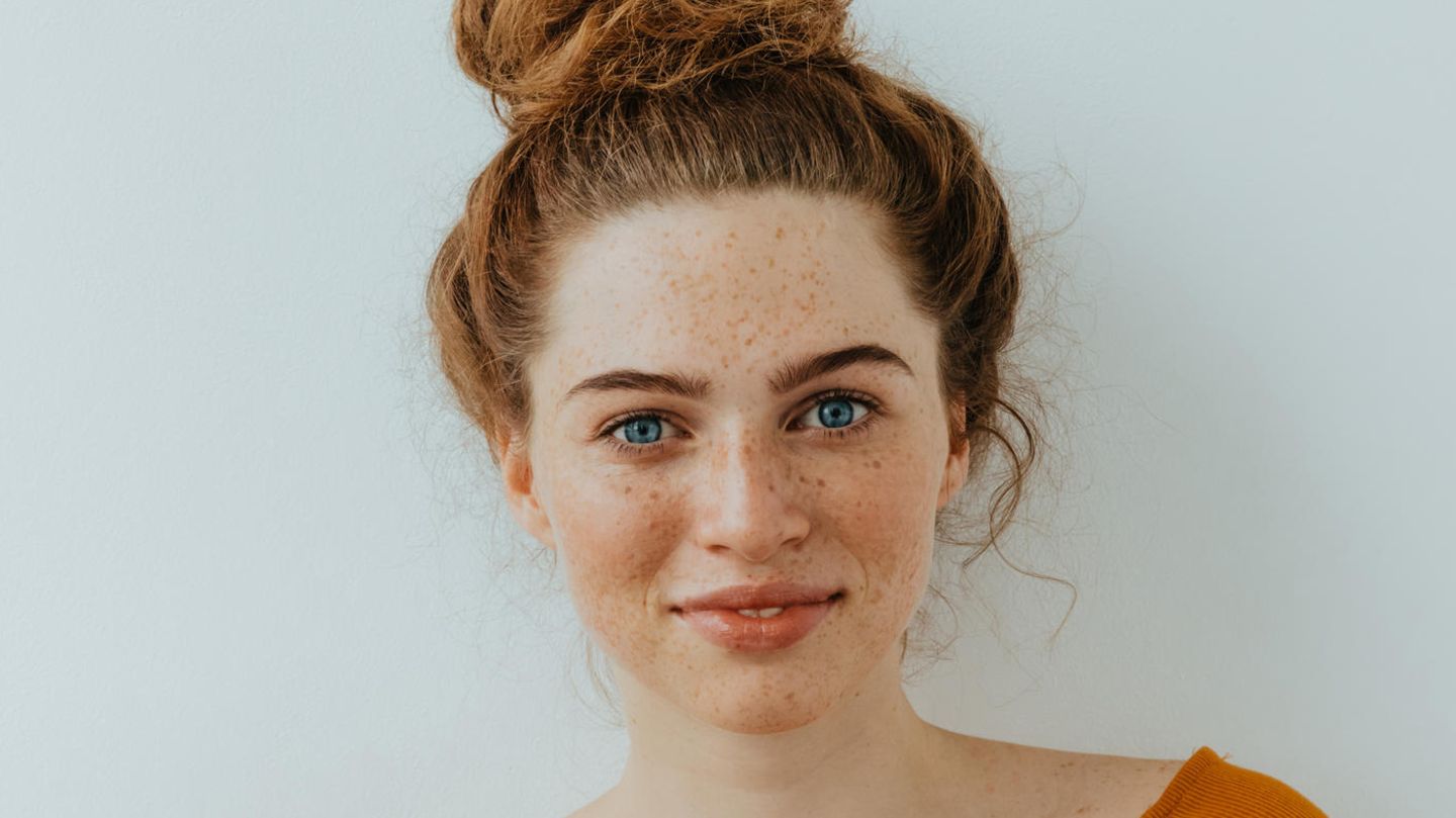 Henna Sommersprossen: So bekommst du Fake Freckles