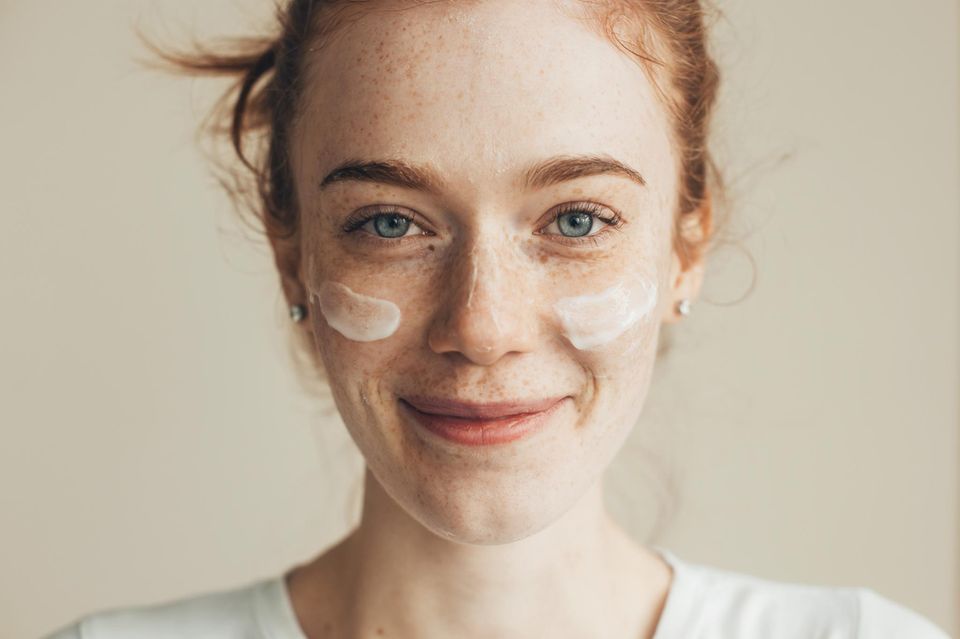 Gesichtscreme selber machen: Anleitung & Tipps | BRIGITTE.de Gesichtscreme selber machen: Anleitung & Tipps | BRIGITTE.de