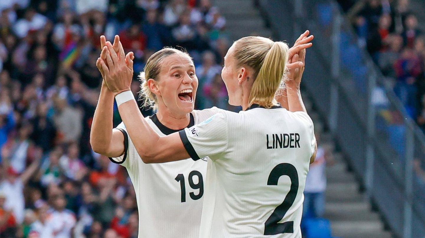 Alexandra Popp: "Männer haben Angst, dass wir ihnen den Fußball ...