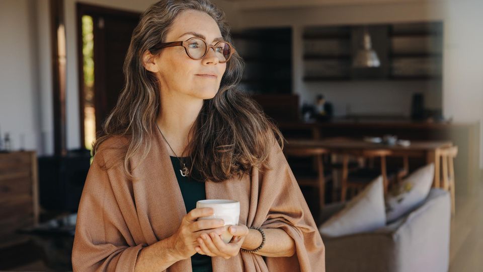 5 Lebenslügen, die viele erst im Alter von 70+ erkennen | BRIGITTE.de