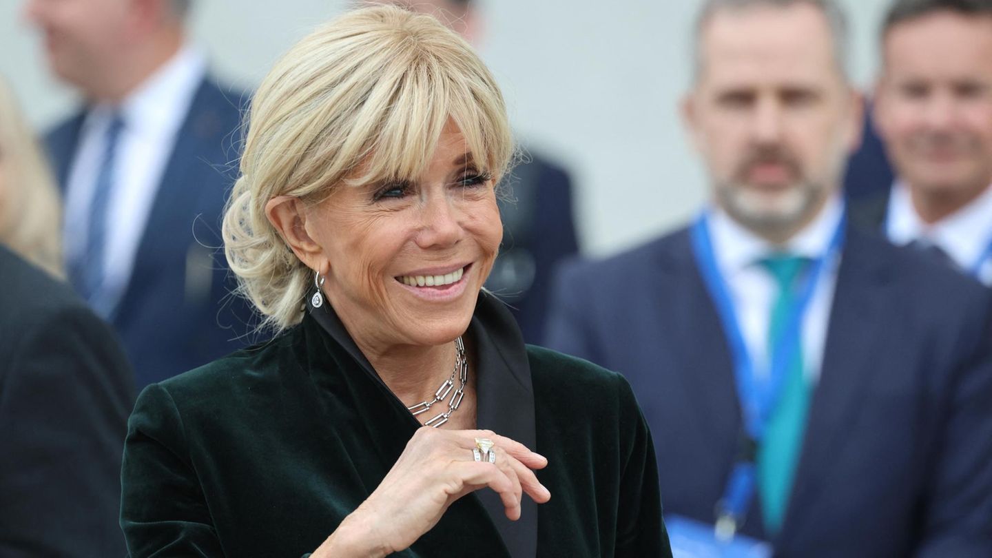 Brigitte Macron: Die schönsten Looks der Première Dame | BRIGITTE.de
