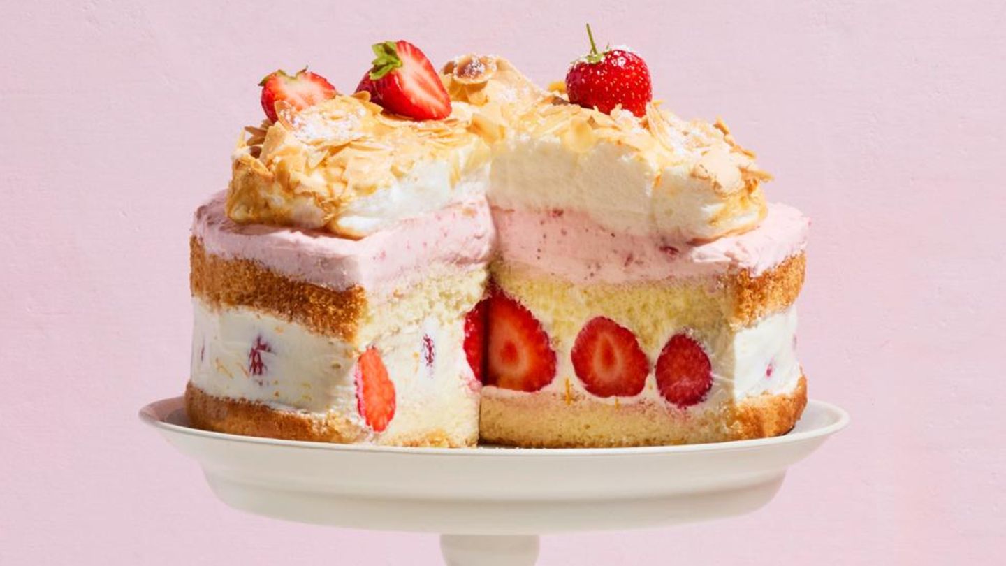 Erdbeer-Baiser-Torte | BRIGITTE.de